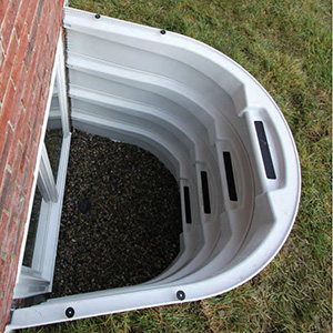 Shutter Distributor & Dealer Long Island | Pinnacle Shutters